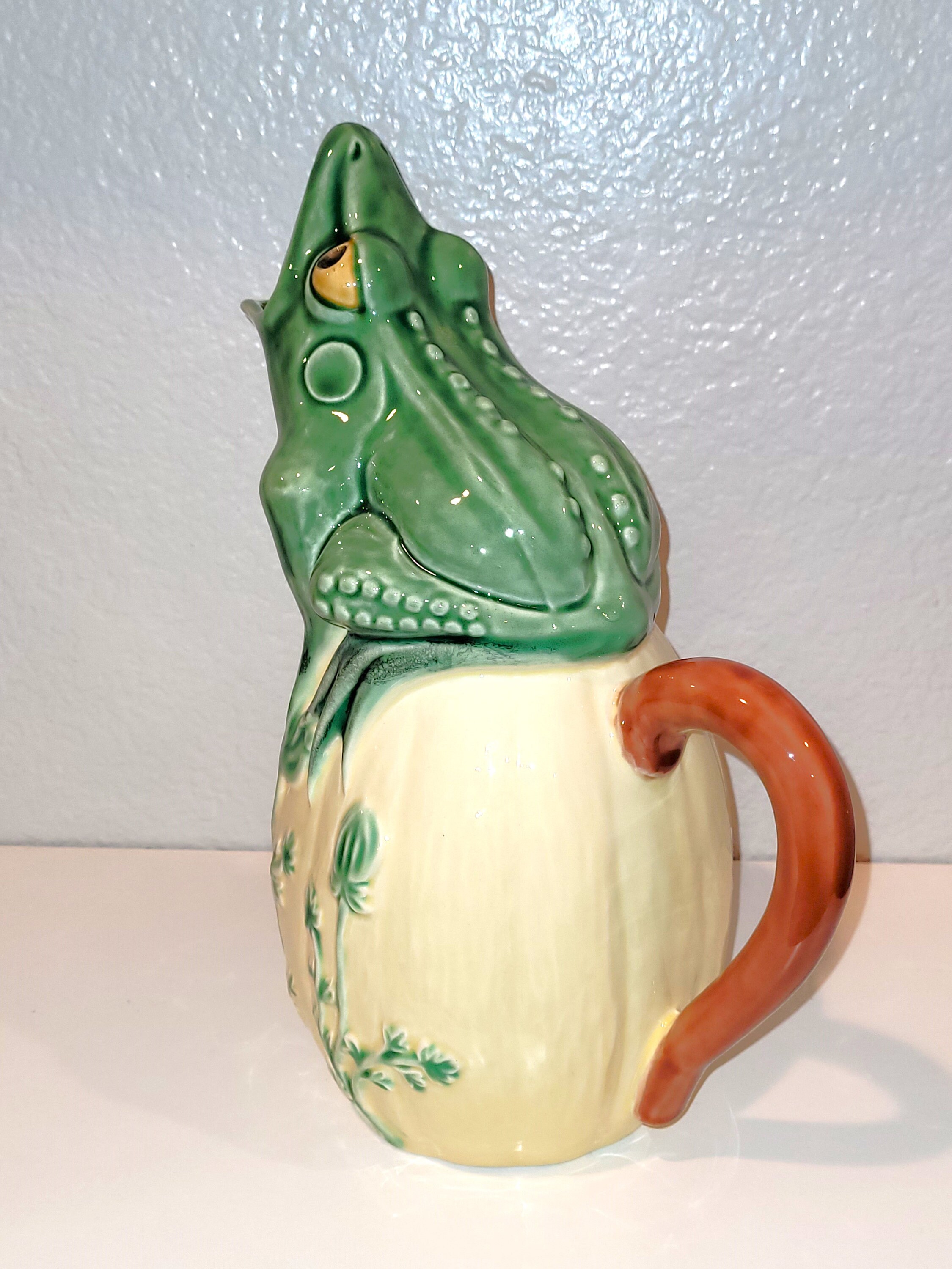 BORDALLO Pinheiro Hand Painted Frog Pitcher Made in Portugal - Etsy