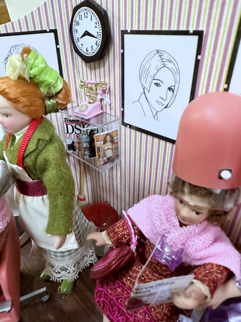 Dollhouse Miniature Filled Beauty Salon Display in A Vignette 1:12 ...