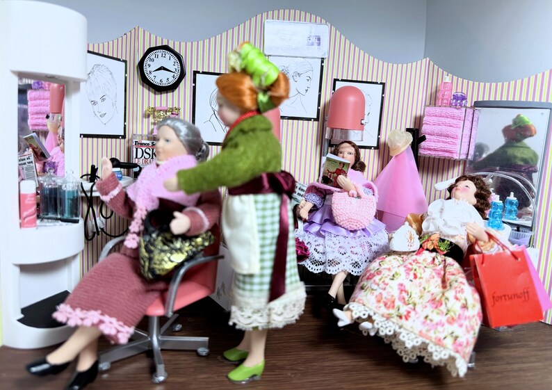 Dollhouse Miniature Filled Beauty Salon Display in A Vignette 1:12 ...
