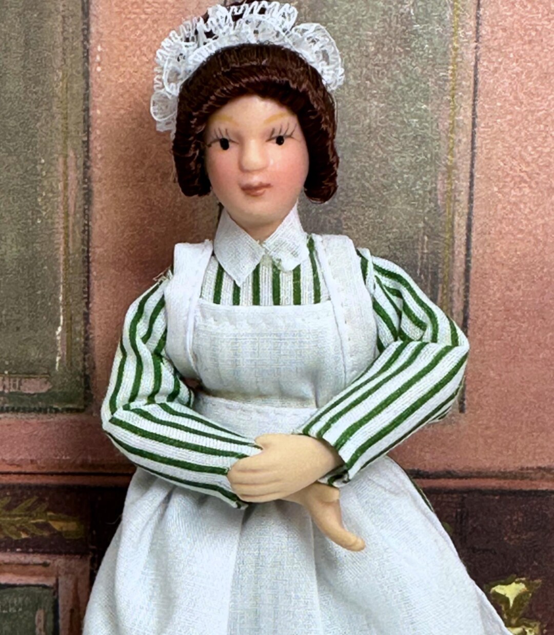 Dollhouse Miniature Porcelain Victorian Servant / Maid / Cook Doll 1:12 ...