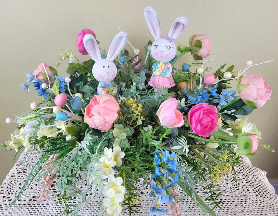 Flower Arrangement for Easter, Bunnies in a Garden of Flowers, Bunnies ...