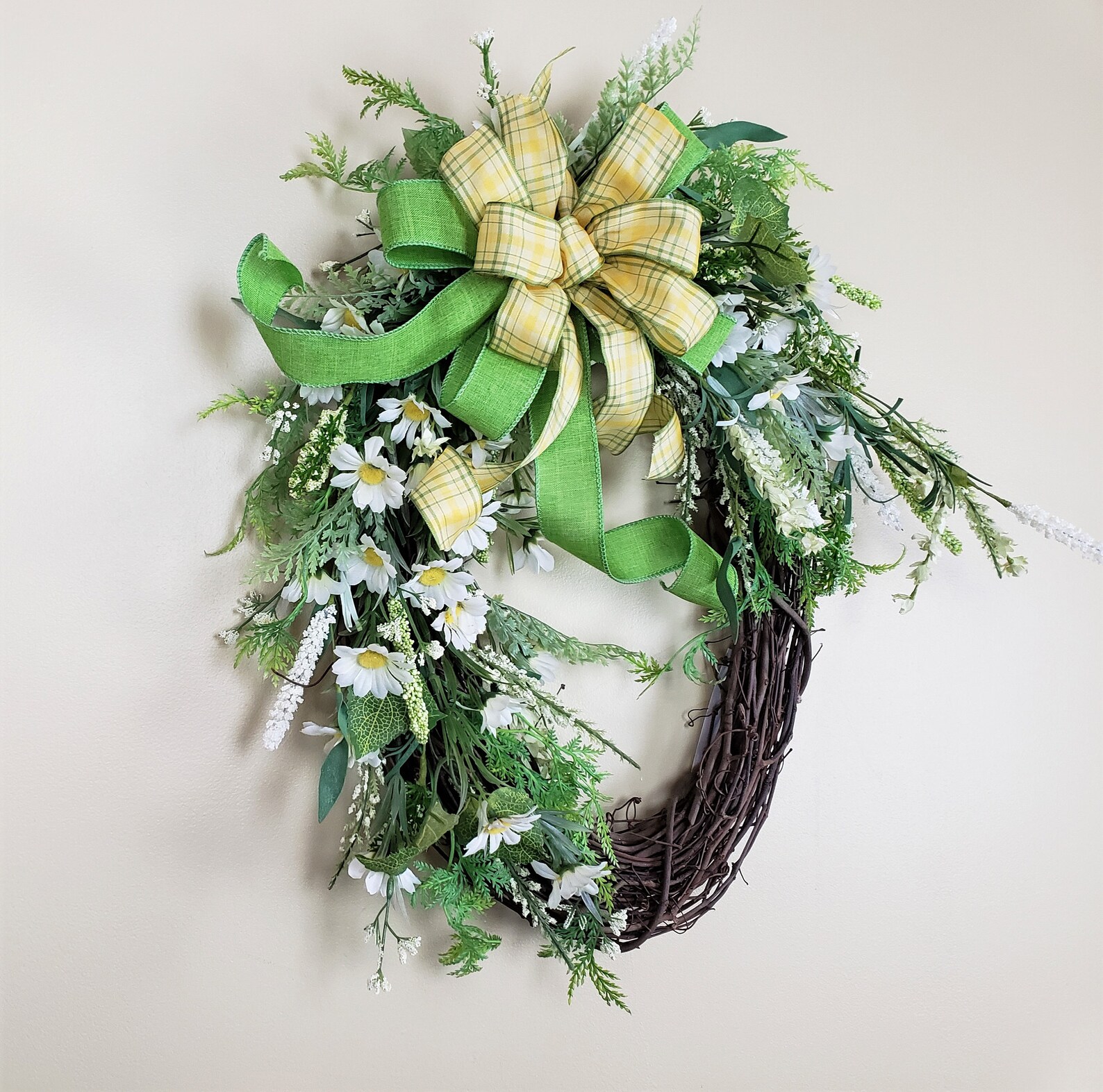 Spring Oval Grapevine Wreath With Daisies Front Door Wreath - Etsy