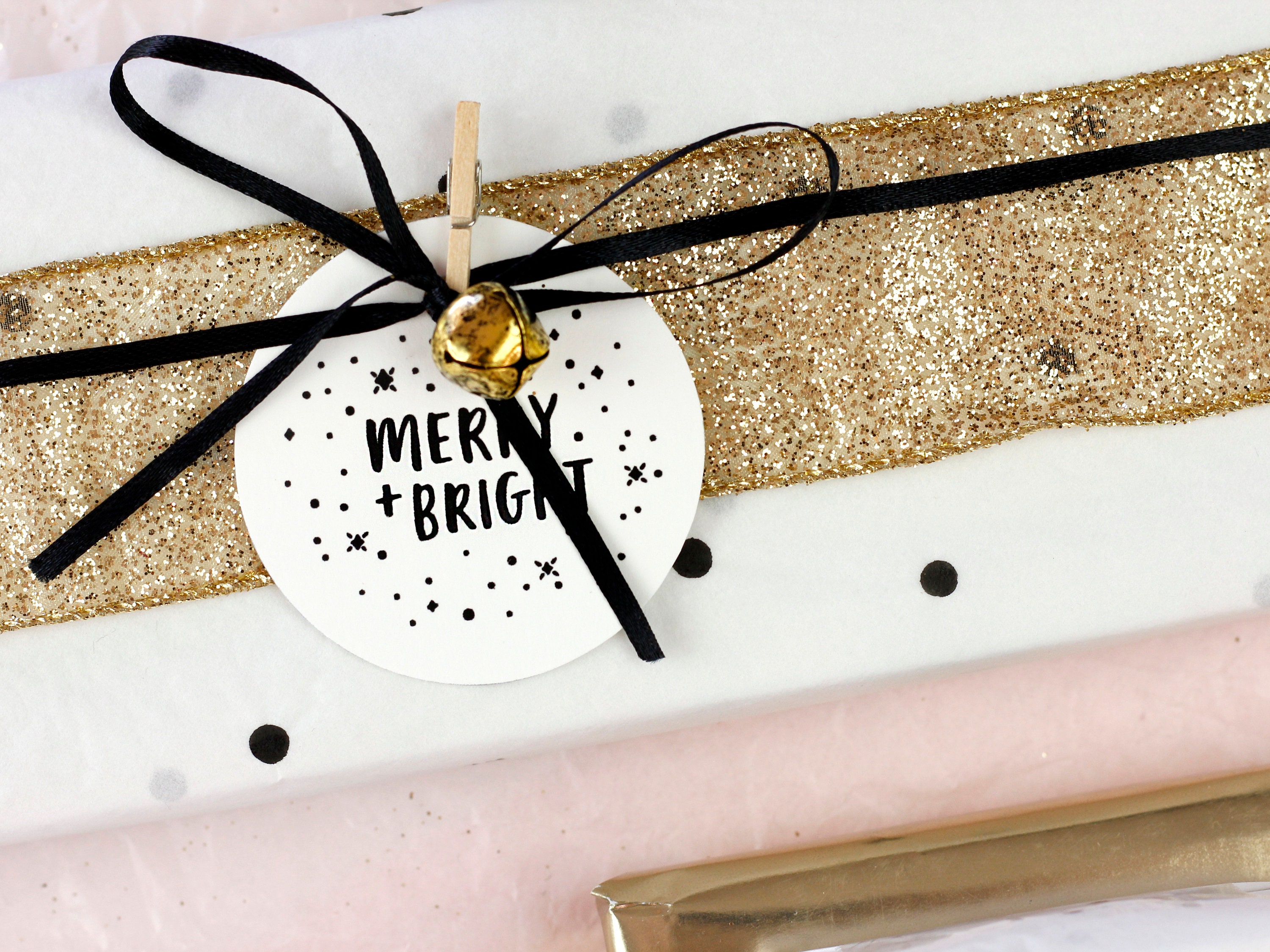 PRINTABLE Christmas Tags | Set of 10 Assorted Shapes and Designs | 10 X ...