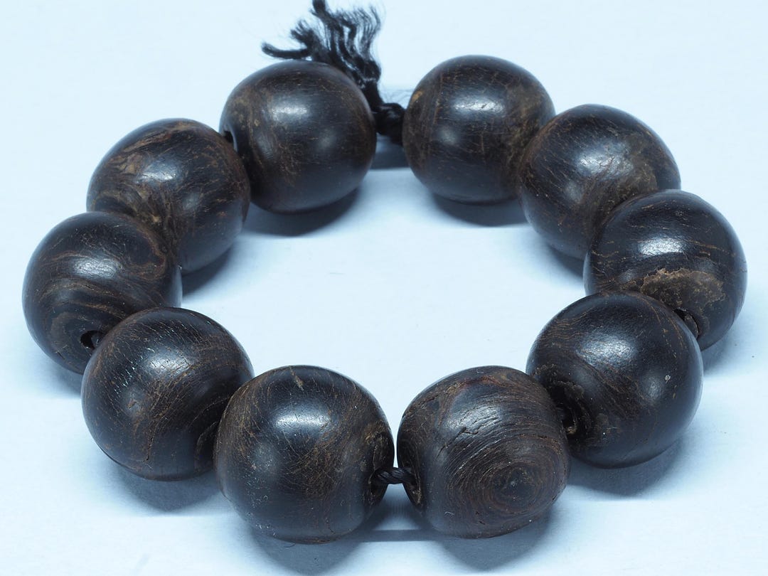 10 Antique Black Coral Yusr Beads Strand. 6. Yemen. Tribal, Ethnic ...