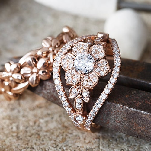 Unique Flower Diamond Engagement Ring lilly - Etsy