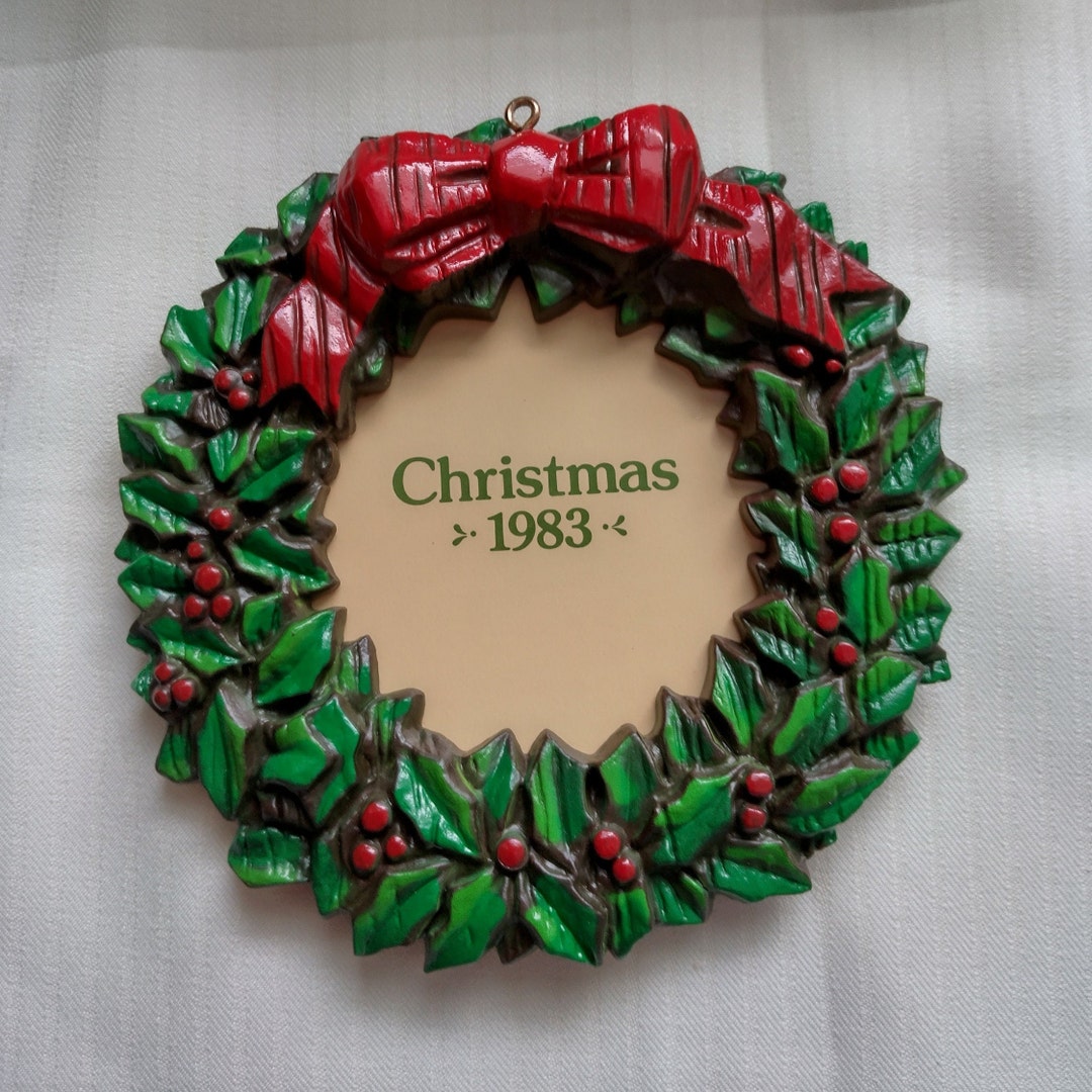Vintage Avon Christmas Wreath Photo Frame Ornament Picture - Etsy