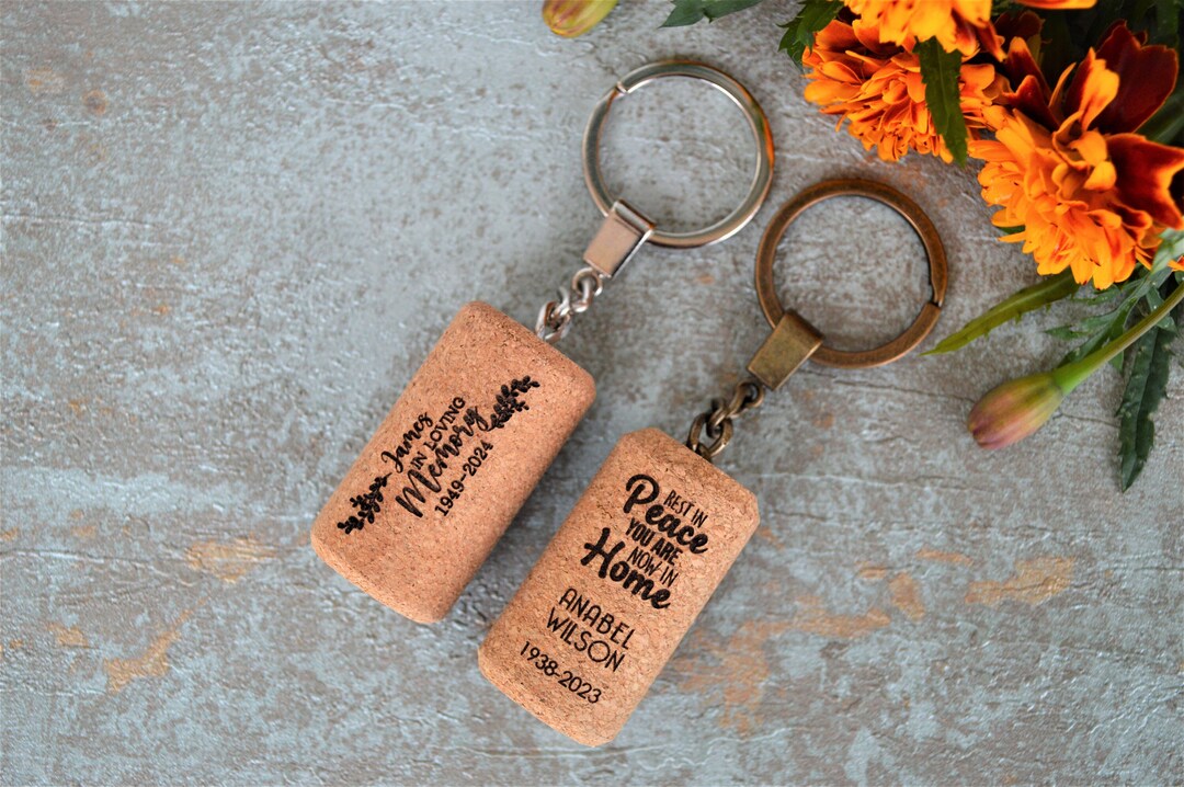 Keychain Funeral Favors. for Guests to Remember a Loved One ...