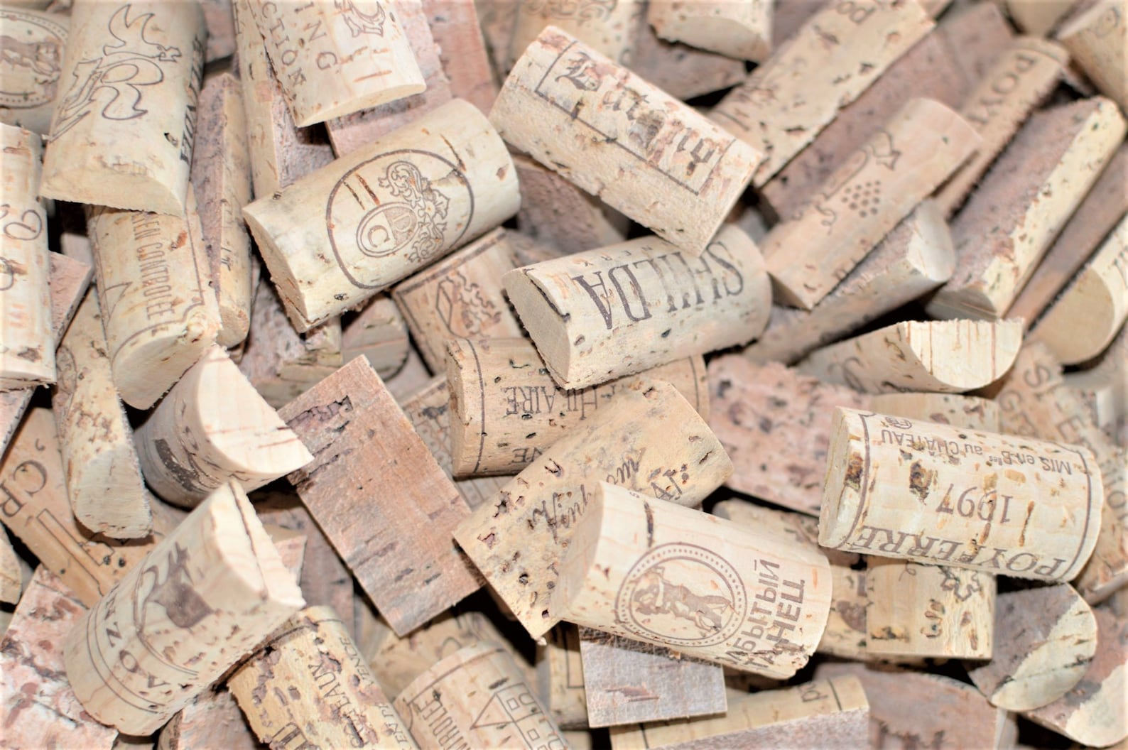Cork Halves for Crafts - Pre-cut Wine Cork - Corkboard - Wall Decor ...
