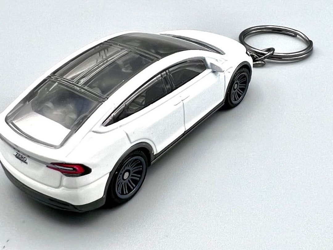 1:64 Tesla Model X Diecast Car Keychain Personalized Car Charm ...