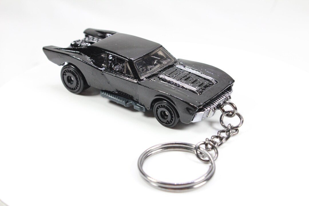 1:64 Batmobile 2022 Custom Car Keychain Diecast Toy Retro Collectible ...