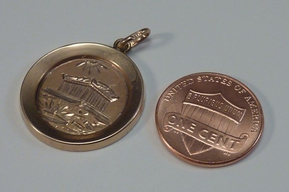 14K Yellow Gold "Parthenon" Pendant - Gem