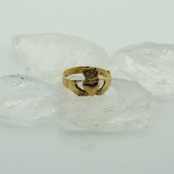 9K Yellow Gold Claddagh Ring Made in Ireland Ring Size 7.5 Etsy