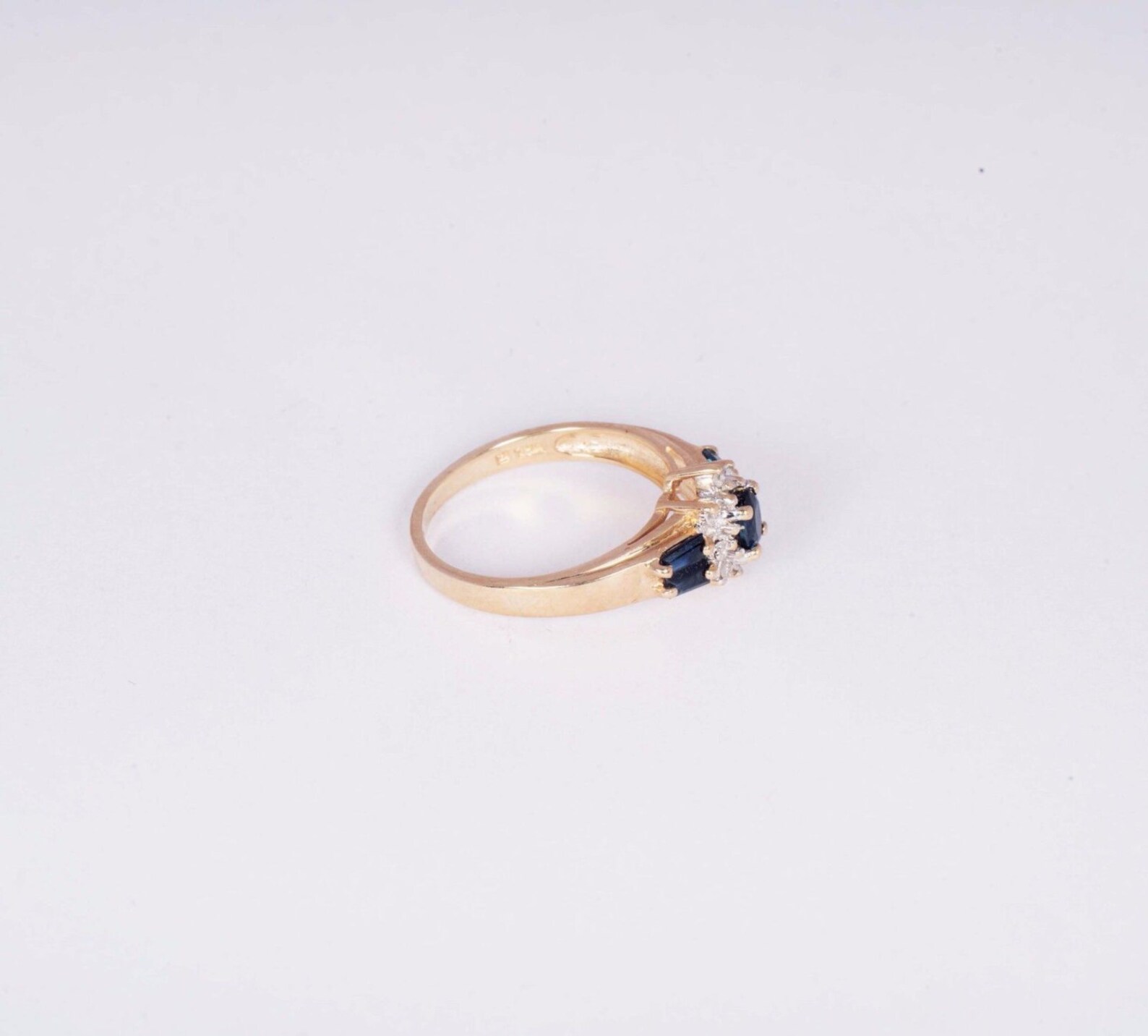 10K Yellow Gold Sapphire and Diamond Chip Ring Size 6.5 - Etsy