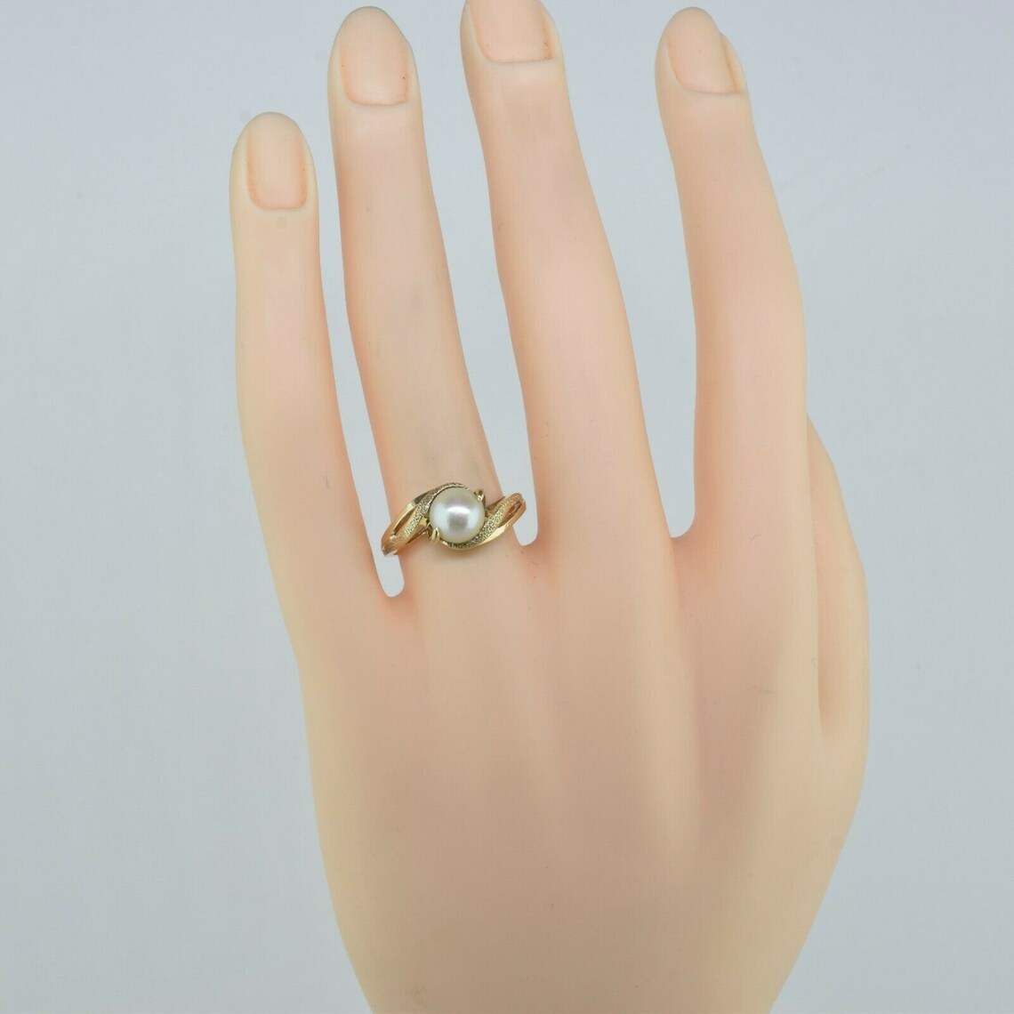 Vintage 10K Yellow Gold Pearl Ring Size 6.75 Circa 1960 | Etsy