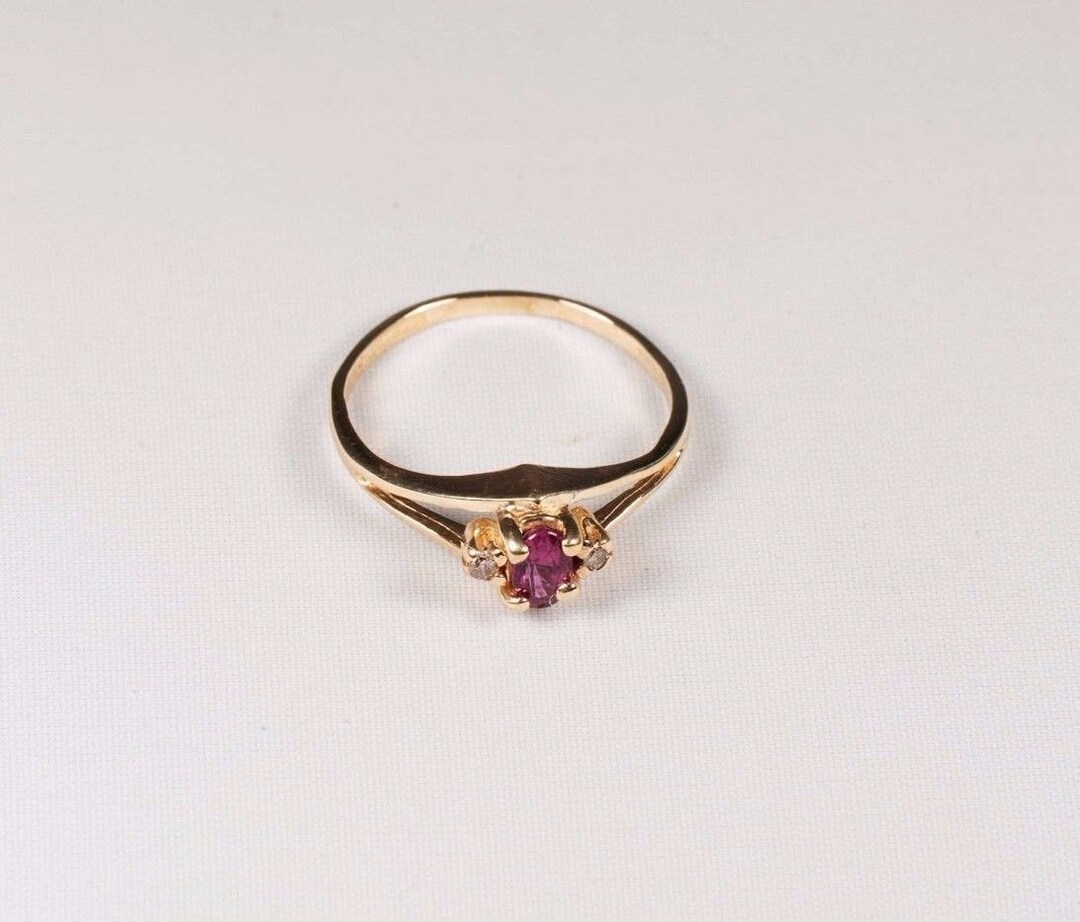 14K Yellow Gold Ruby and Diamond Chip Ring, 1.65 Grams, Size 5.5 - Etsy