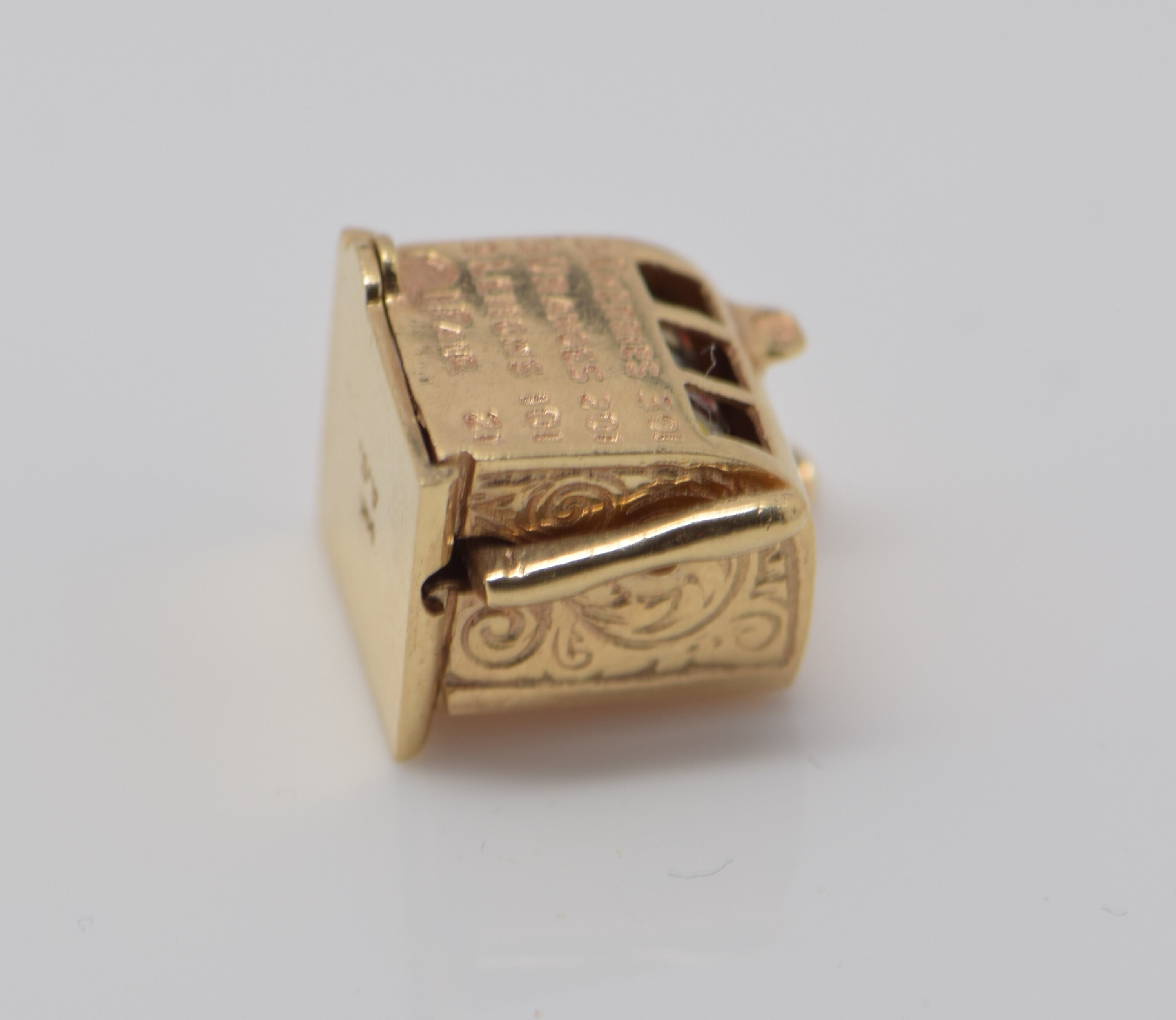 14K Yellow Gold Slot Machine Charm | Etsy