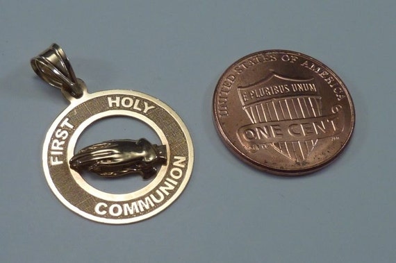 14K Yellow Gold "First Holy Communion" Pendant - Gem