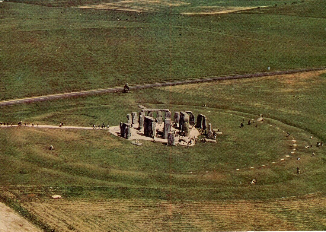 Postcard STONEHENGE WILTSHIRE ENGLAND Postcard Color Photo P310 - Etsy