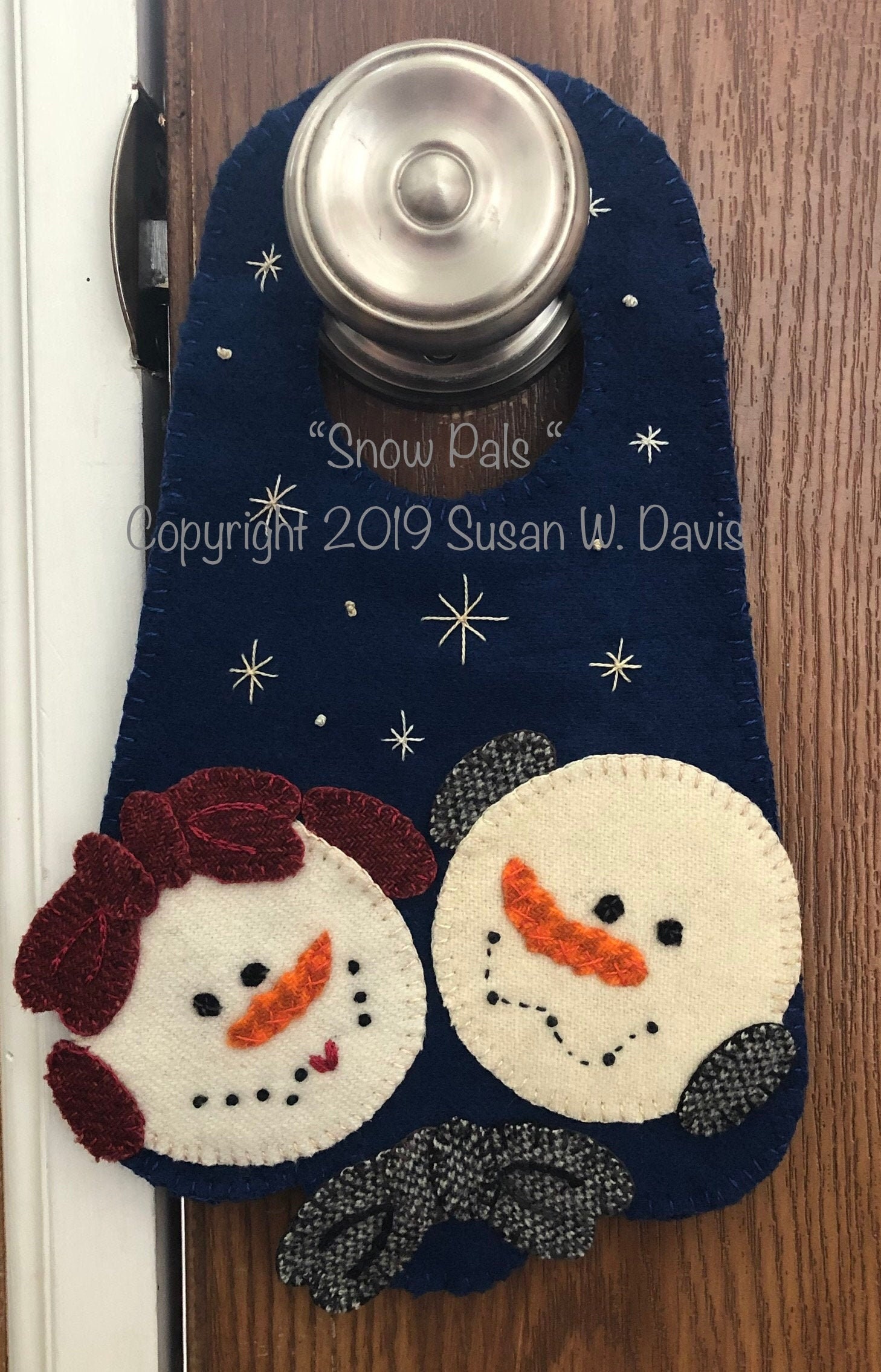 DH201 Snow Pals, Wool Applique, Door Knob Hanger, Digital Download - Etsy