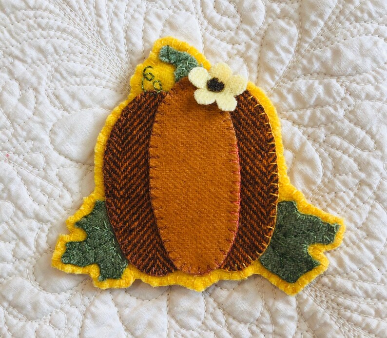 Autumn Ornaments, Paper Pattern, Bowl Fillers, Wool Applique, Punch ...