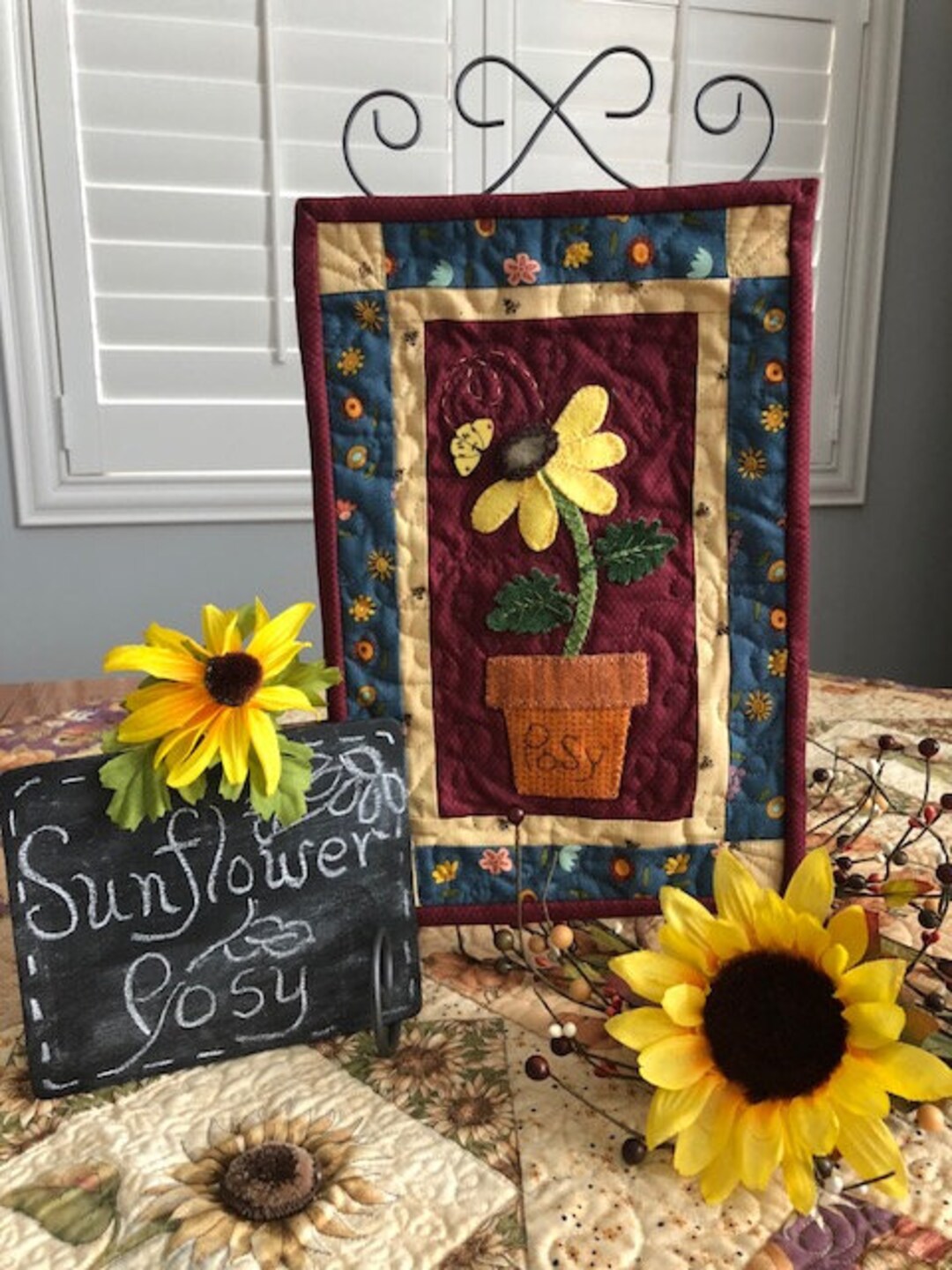 W172 Sunflower Posy, Wool & Cotton Applique, Punch Needle, Digital ...