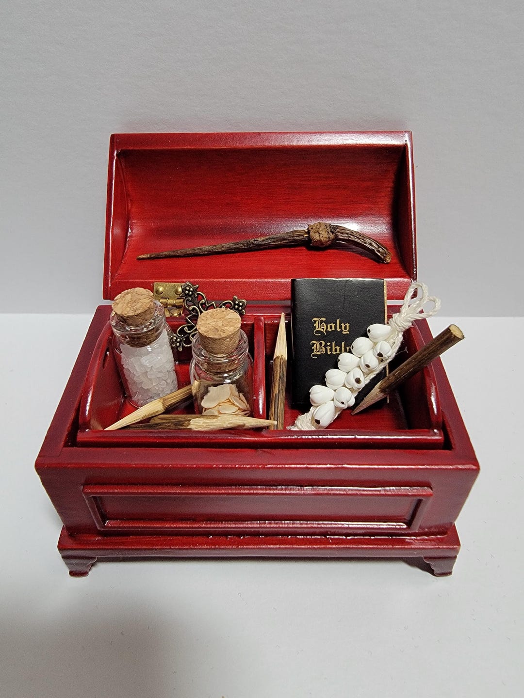 Buffy Inspired 1:12 Scale Vampire Slayer Chest With Weapons and ...