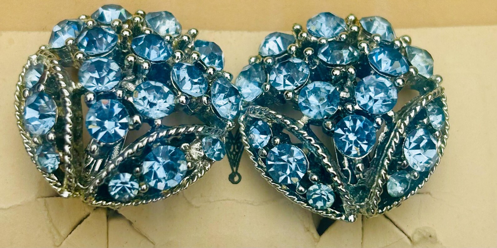 Vintage on Original Card Albert WEISS Blue Rhinestone Flower Demi ...