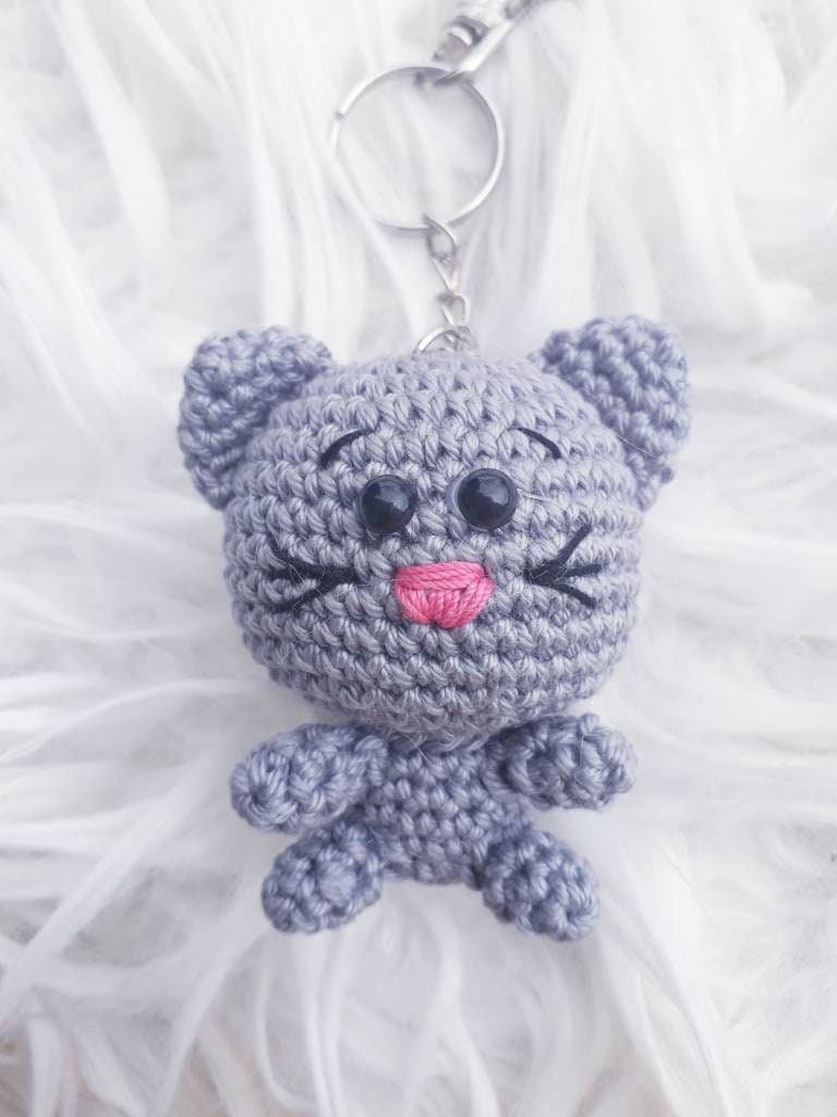 Keychain Cat/ Amigurumi Cat Keychain/ Gray Cat Keychain/ Cute | Etsy