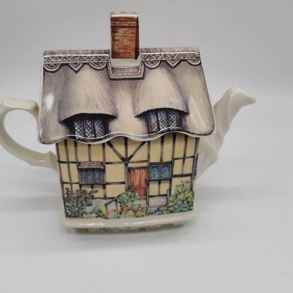 Cottage Tea Pot - Etsy