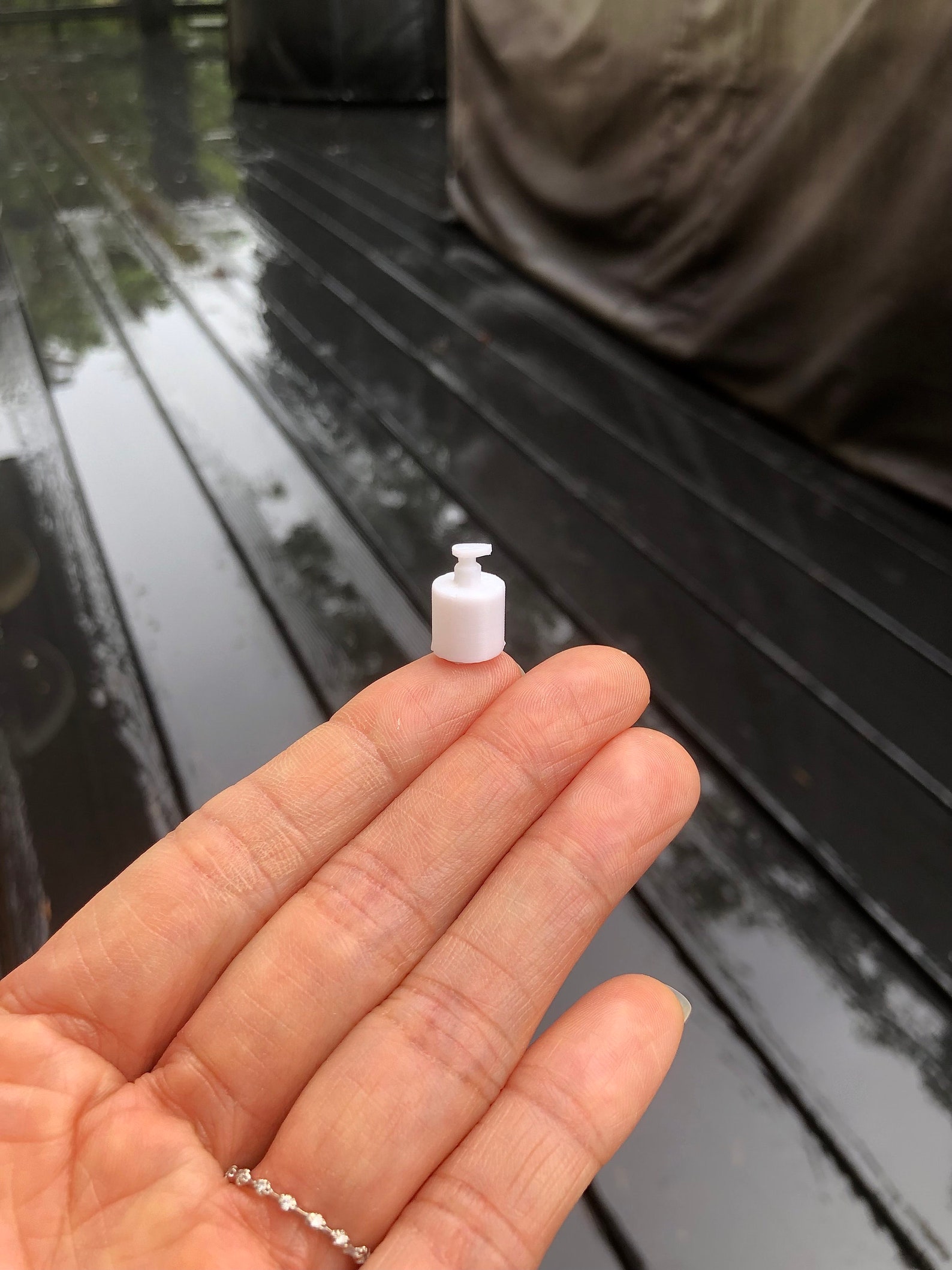 Unpainted Unlabeled DIY 1:12 Miniature Dollhouse Pump Bottle Lotion ...