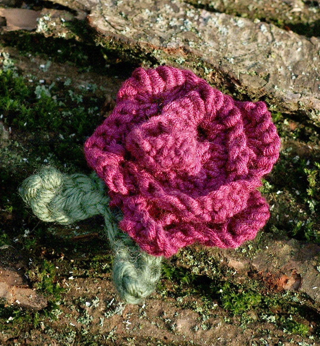 Hand Knitted Flower Brooch - Etsy