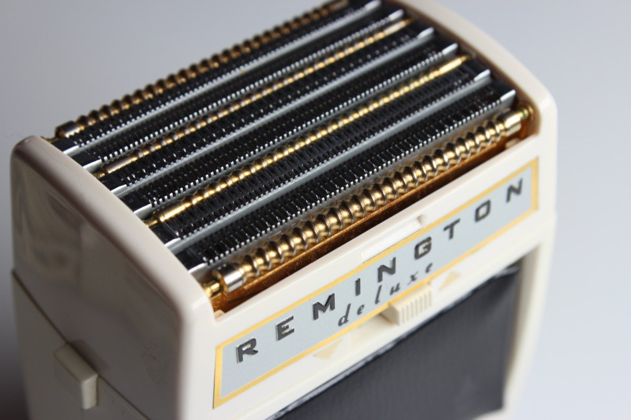 Vintage Electric Beard Shaver Remington Deluxe Model BXB - Etsy