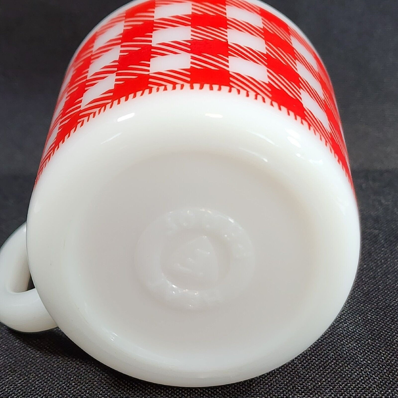 RUSSELL Mug Vintage Milk Glass Coffee Mug Red Gingham Heat Proof ...