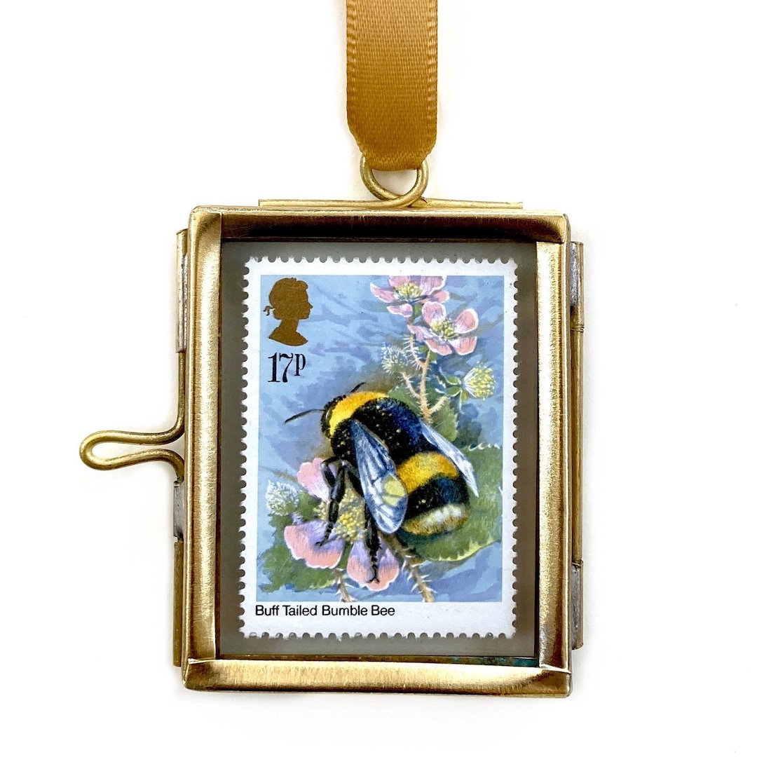 Bee Gift, Bumble Bee Wall Artwork, Bee Keepers Gift, Thoughtful Nature ...