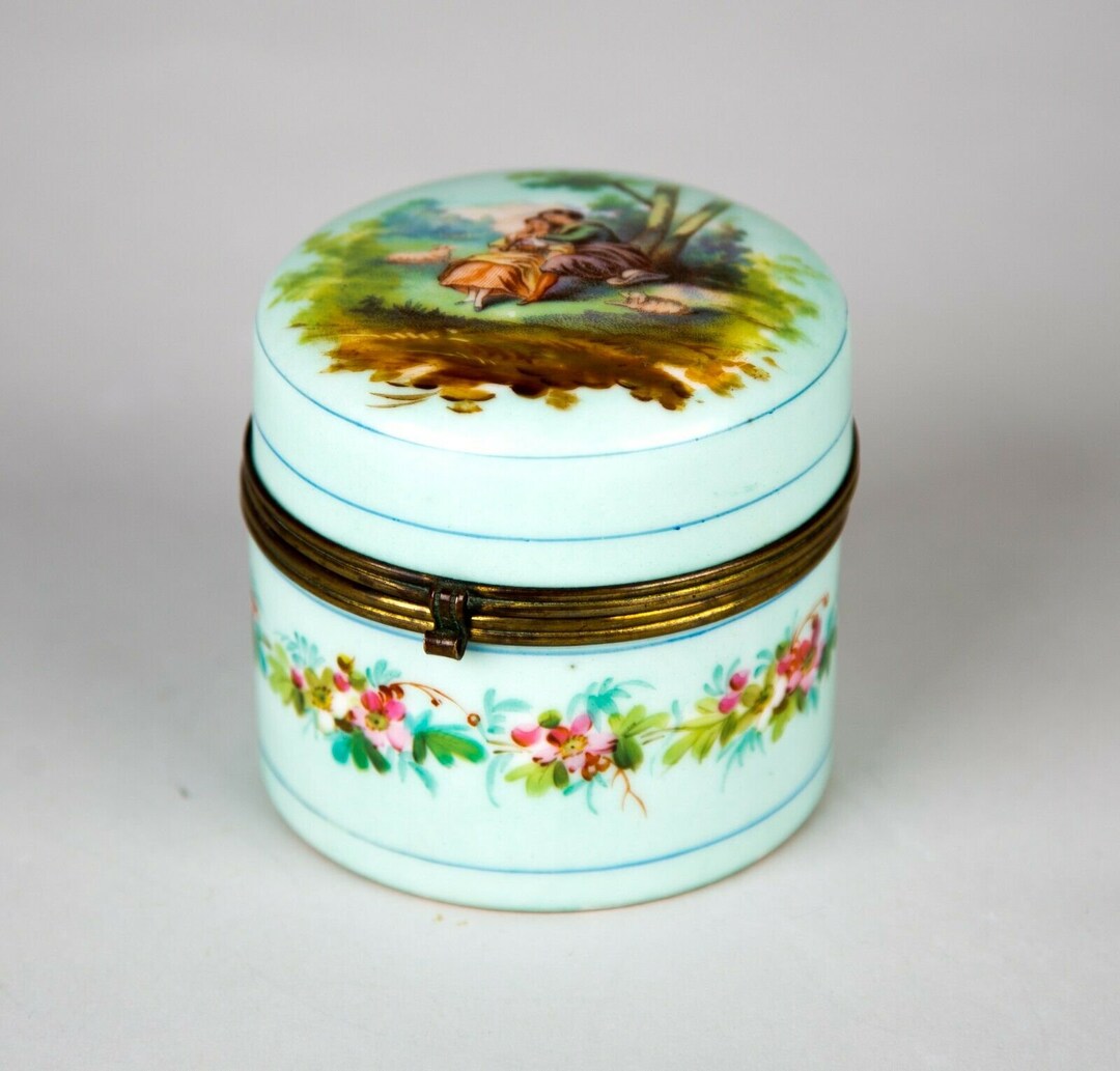 Antique Ceramic Matte Blue Glaze Courting Couple Scene Hinged Trinket ...