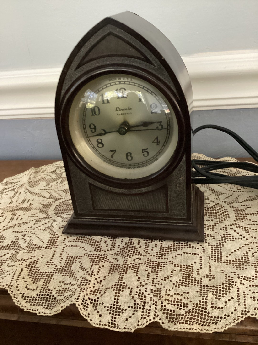 Bakelite Lincoln Electric Cathedral Clock - Etsy