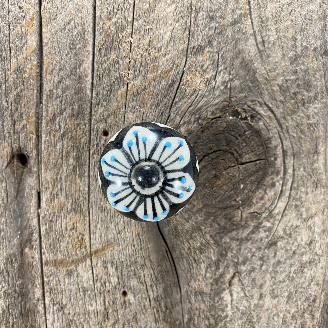 Ceramic Flower Knob, Black and White Floral Design, Gold Hardware - Etsy