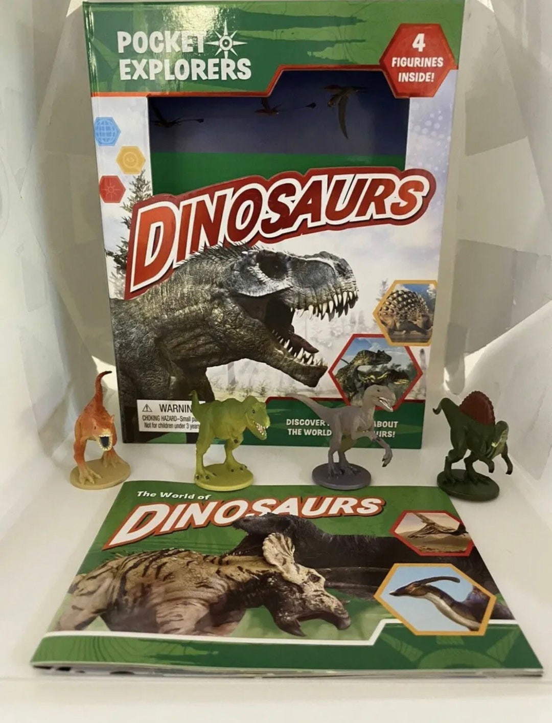 Dinosaurs Pocket Explorers Fact Books With 4 Plastic Figures and a ...