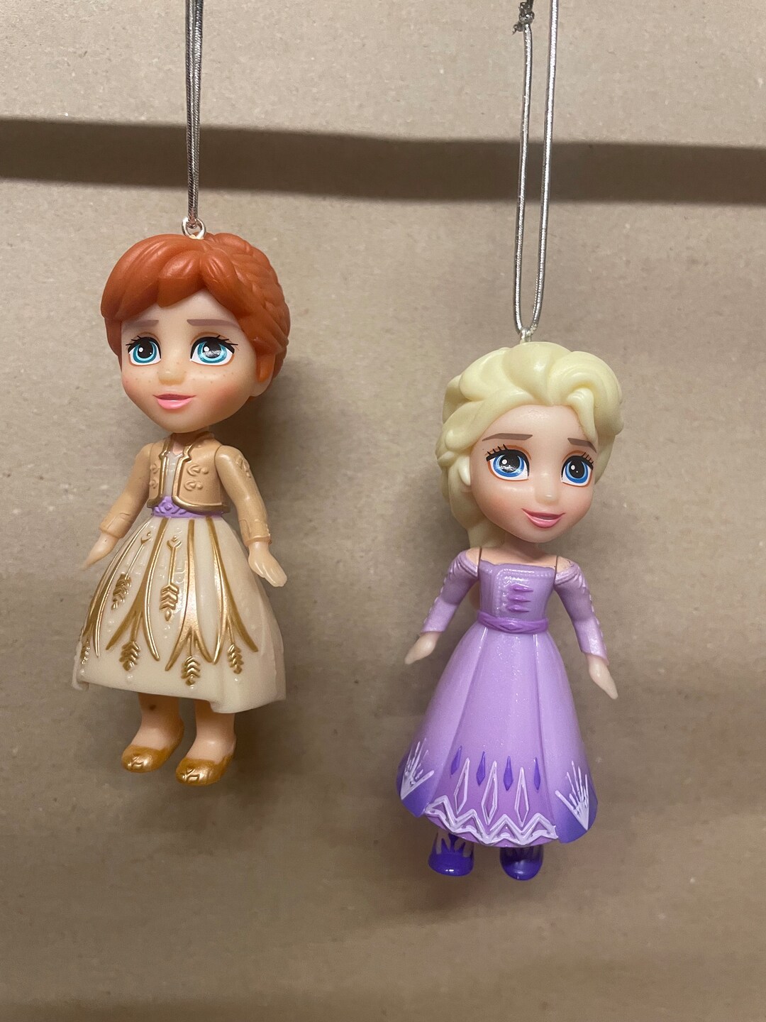 Disneys Frozen ANNA and ELSA Childrens Characters Christmas Tree ...