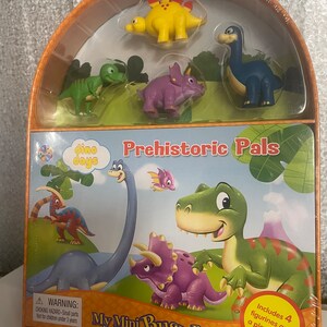 My Mini Busy Book With 4 Figures - Unicorns - Dinosaurs - Dragons and ...