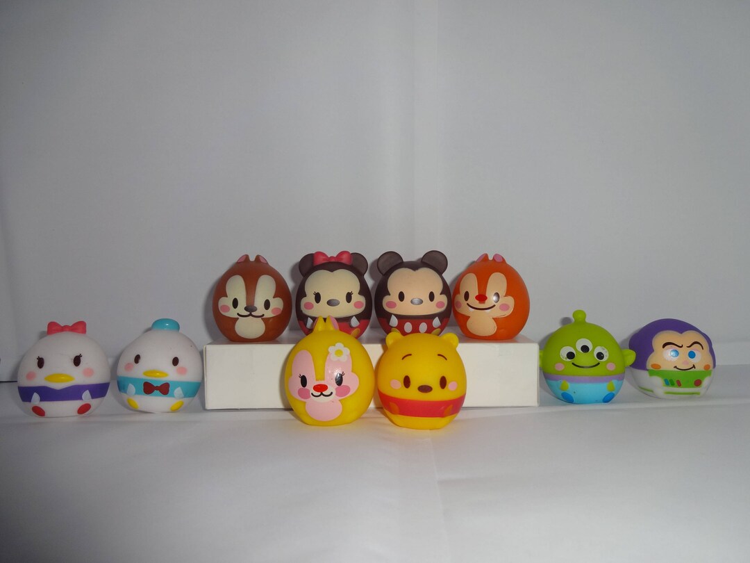 DISNEY/PIXAR Random Set of 10 Round Cake Toppers Figures Brand New - Etsy