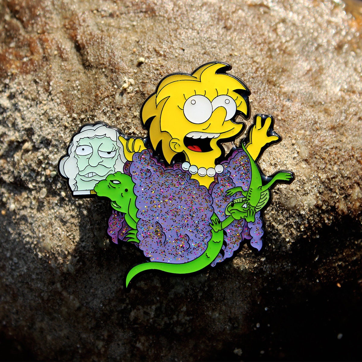 Lisa the Lizard Queen LE Enamel Pin | Etsy