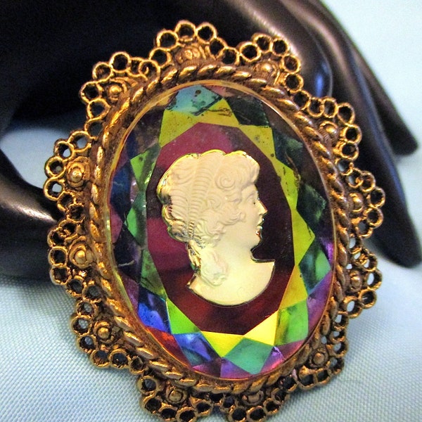 Intaglio Pendant - Etsy