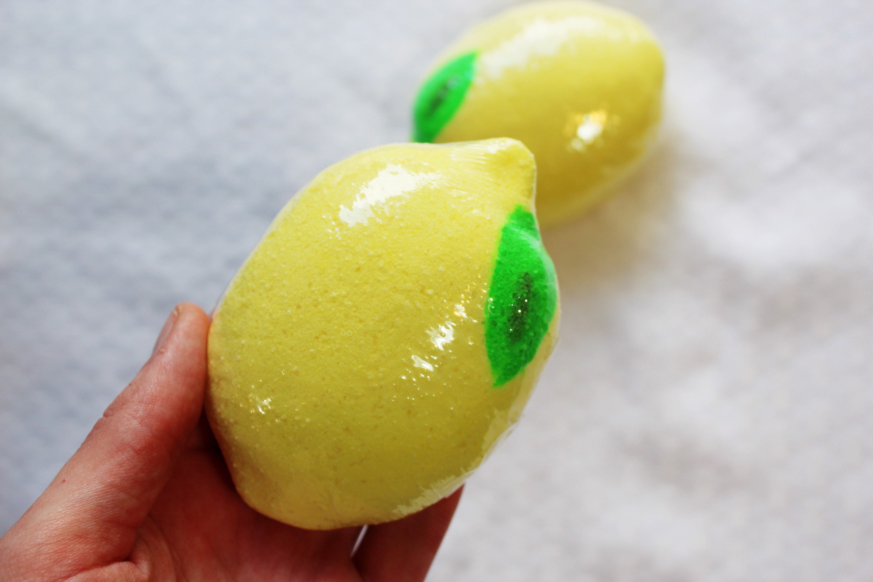 Meyer Lemon Fresh Lemon Bath Bomb // Bath Fizzy // Lemon Bath - Etsy