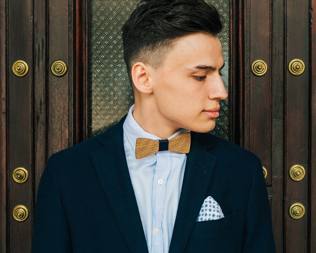 Men Bow Tie, Wedding Bow Tie, Engraved Bow Tie, Groomsmen Bow Tie, Best ...