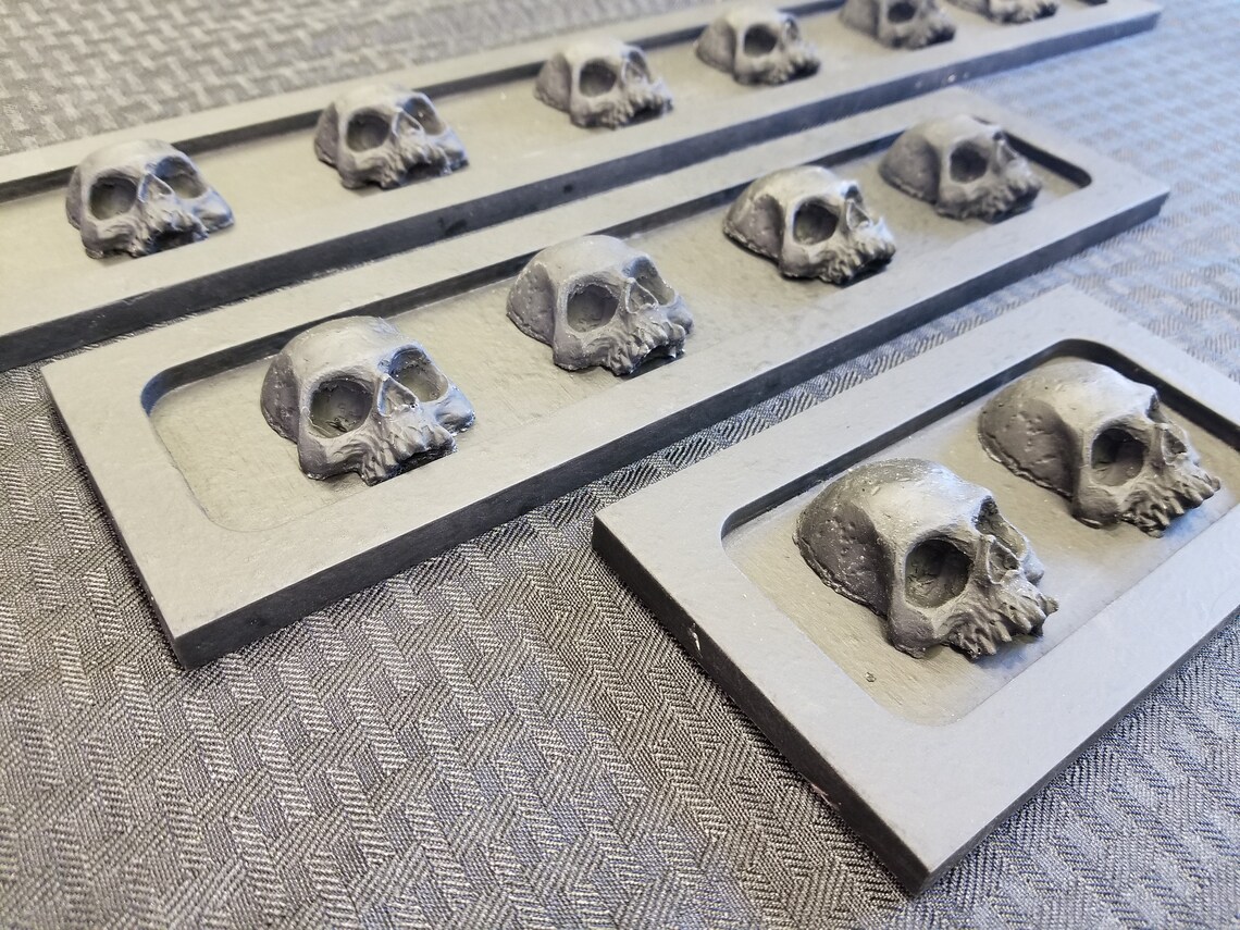 Rosette Rails/ Stiles 12 Inch Chair Rails With Skulls | Etsy