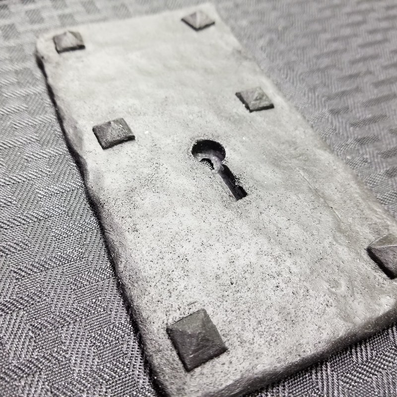 Keyhole Plates - Etsy