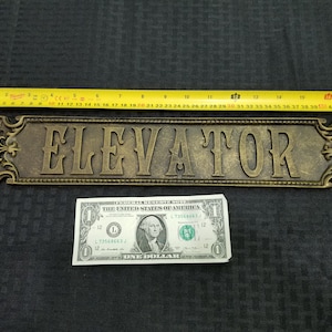 Custom Word Vintage Sign resin - Etsy