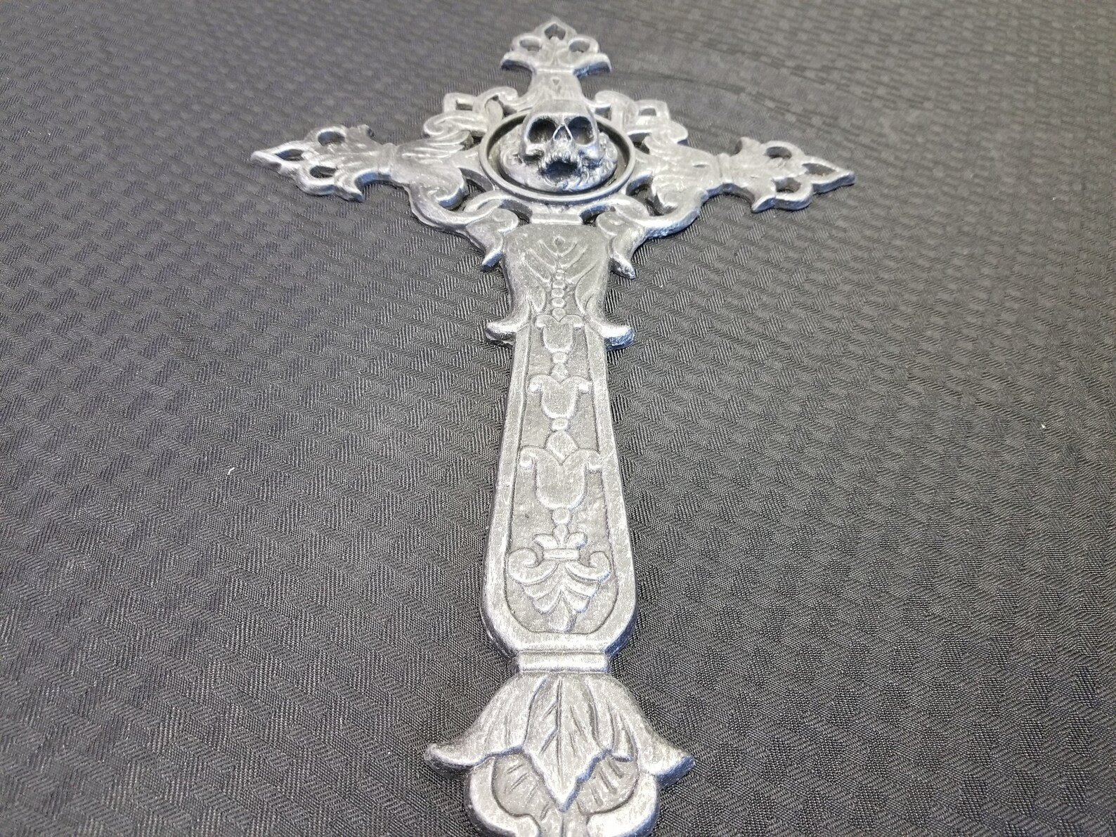 Cross With Optional Rosette Head Perfect for Haunted Houses - Etsy