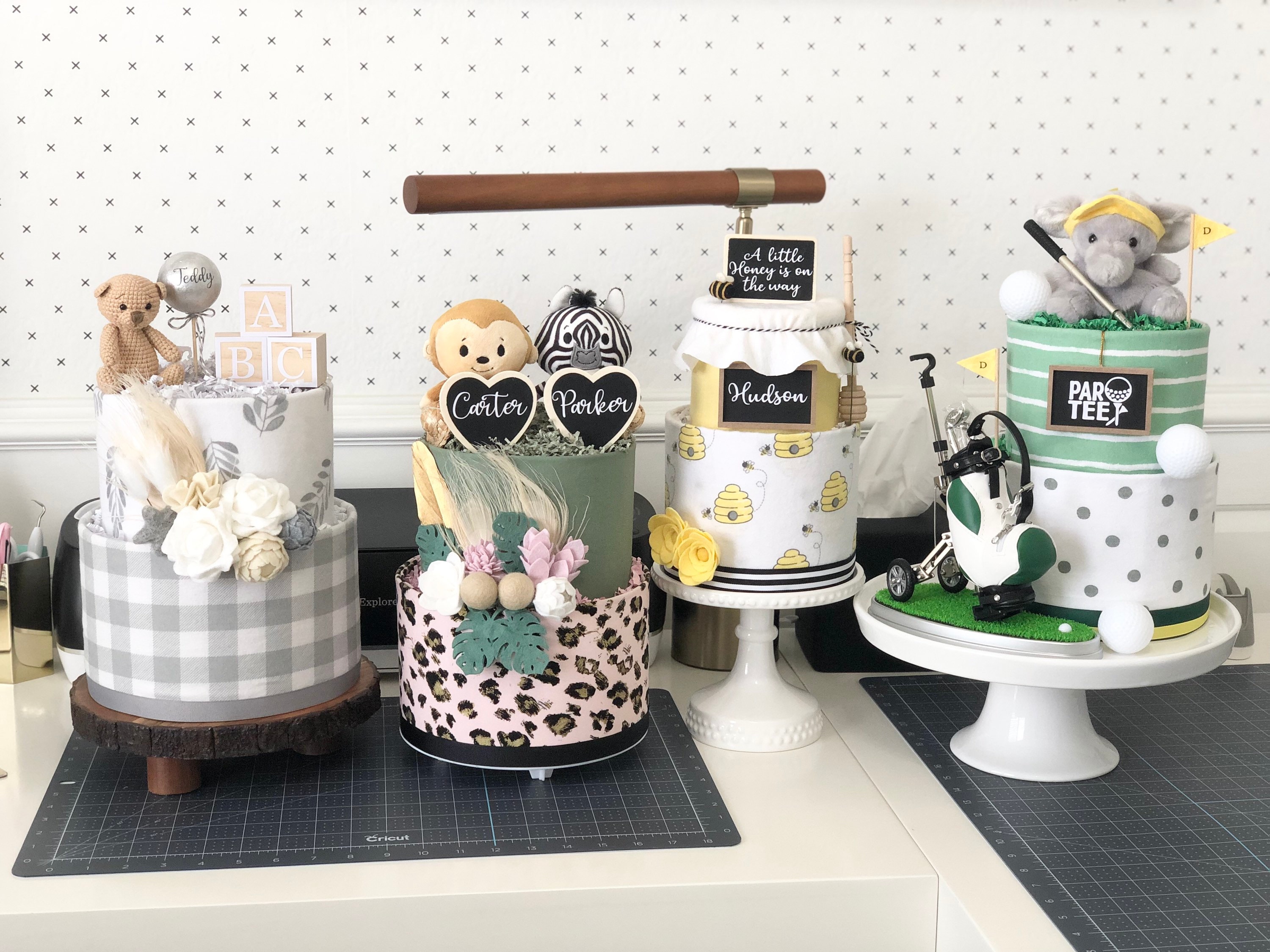 Small Gender-neutral Elephant Golf Diaper Cake - Baby Shower Gift ...